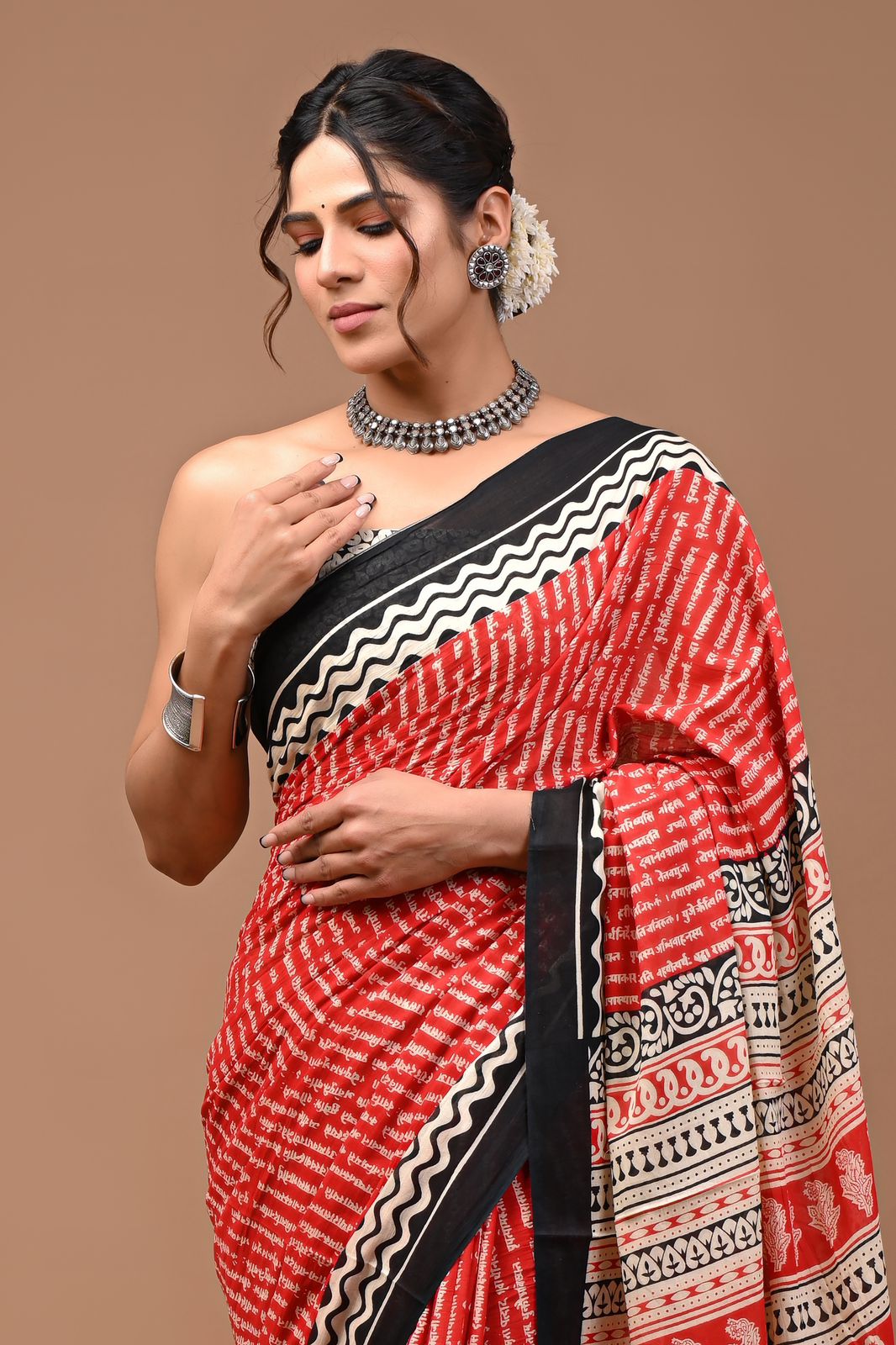Pure Mul cotton Hand print saree with Blouse – fab-persona