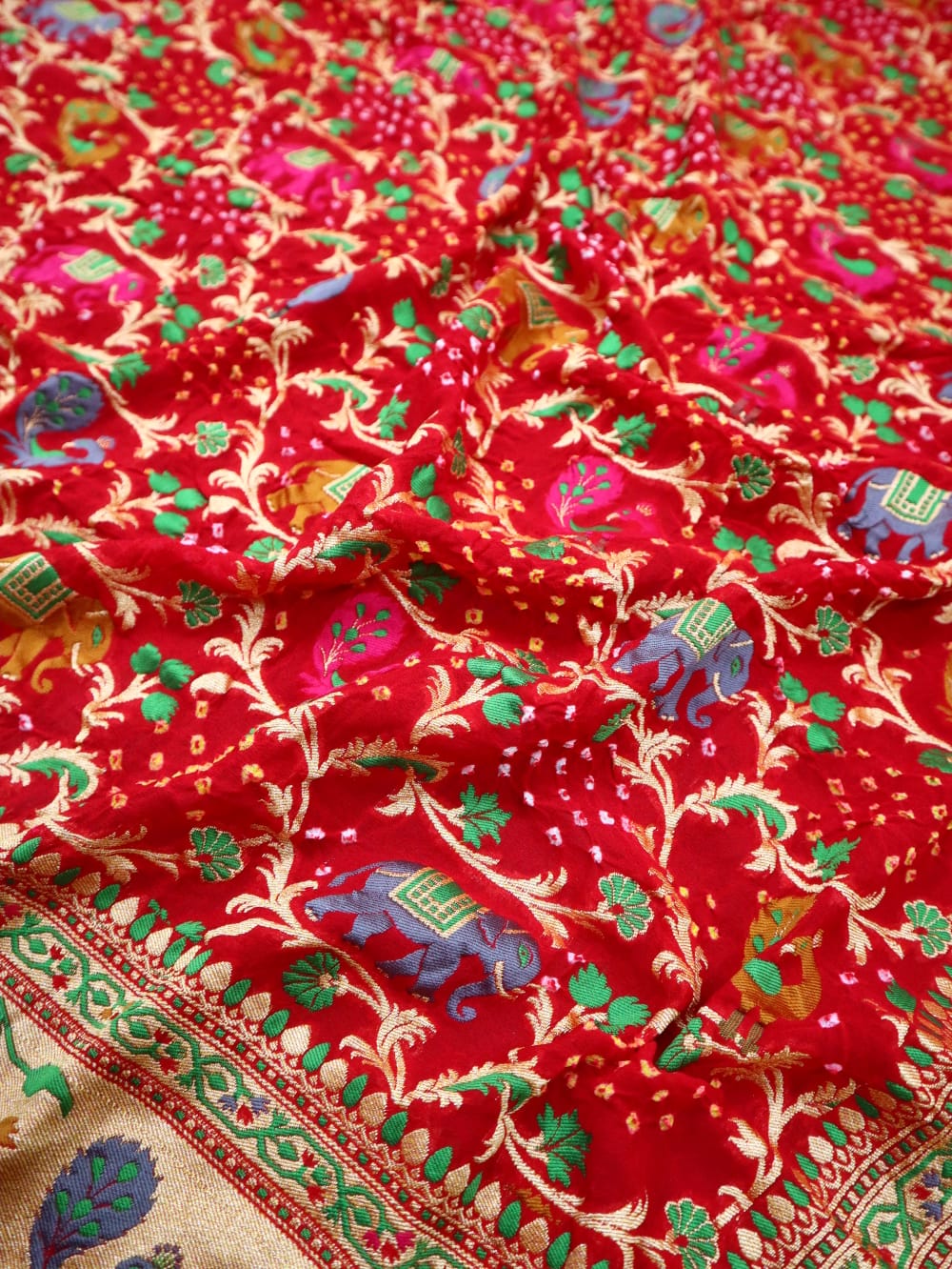 Pure Khaddi Georgette Pathni Tilfi Minakari Shikargah with Bandhani ...